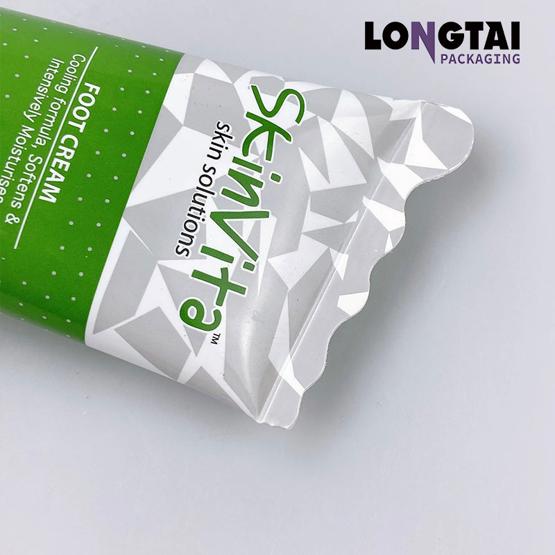 plastic tube with wavy shape sealing tail - Longtai pack